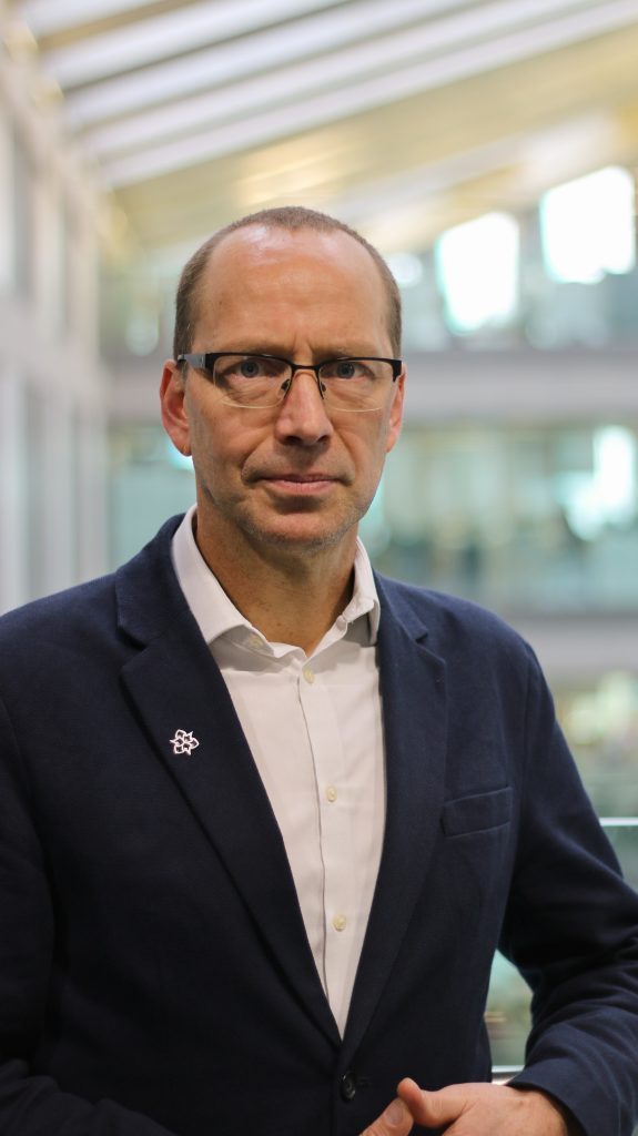 Professor Jonathan Grix – pro-manchester