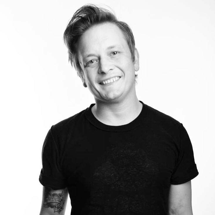 James Hampson – pro-manchester