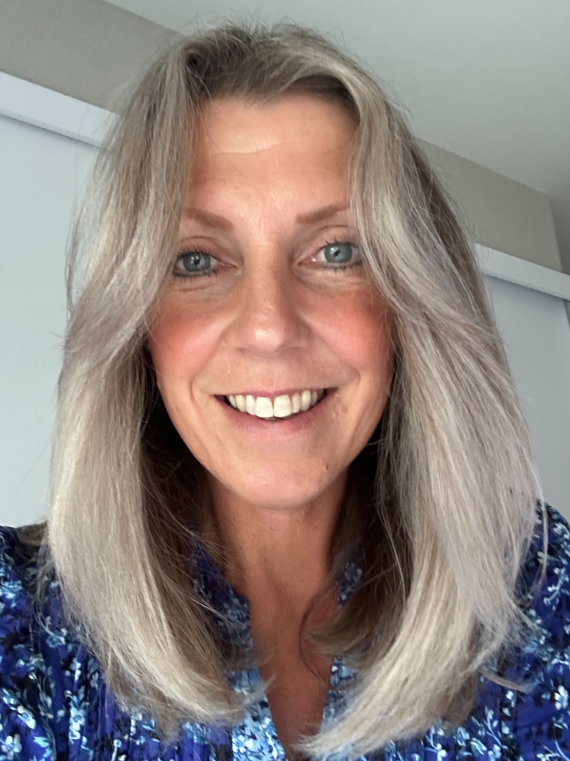 Sarah Drake photo - pro-manchester